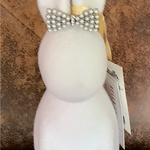 Bella Luxx | Holiday | Bella Lux White Flocked Bunny | Poshmark